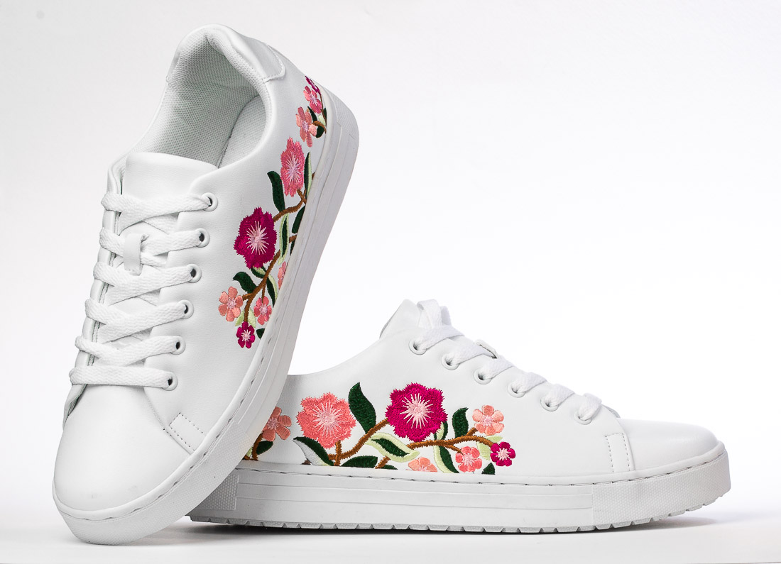 _87B1266-Edit - Light and Dark Studio